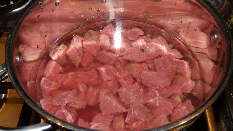 "Ostri" - Georgian beef goulash in Polish version - culinary journeys ...